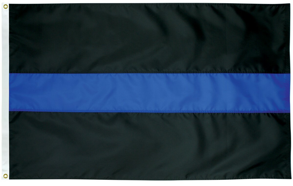 How To Properly Arrange and Display Multiple Flags - Independence Bunting & Flag